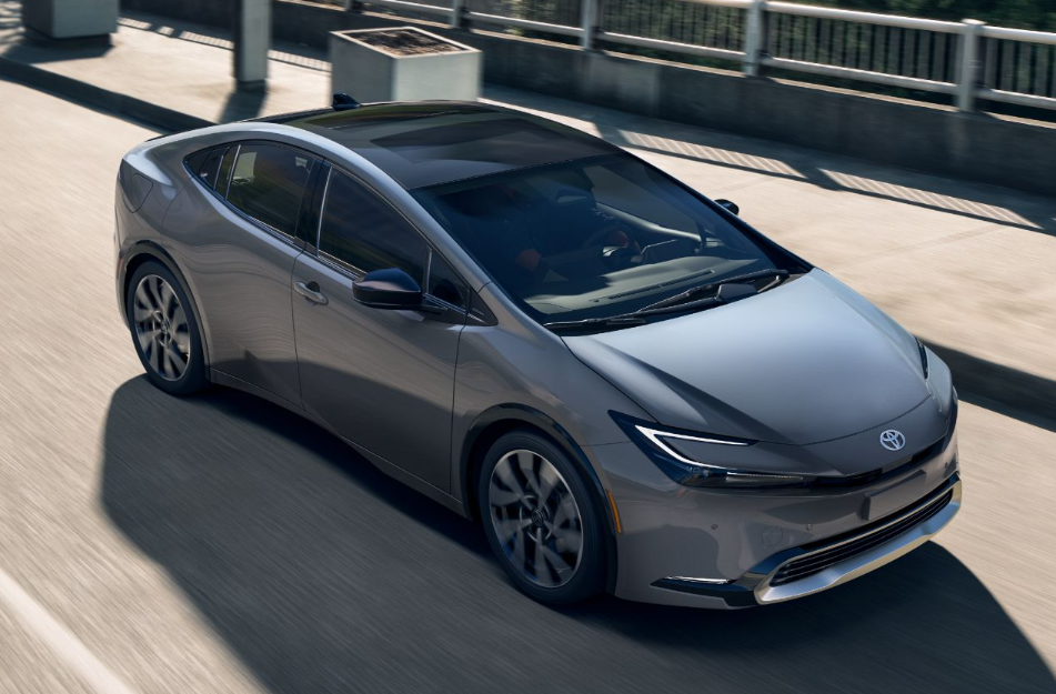 The 2023 Toyota Prius: Fuel Economy King with a Stylish Twist - Run ...