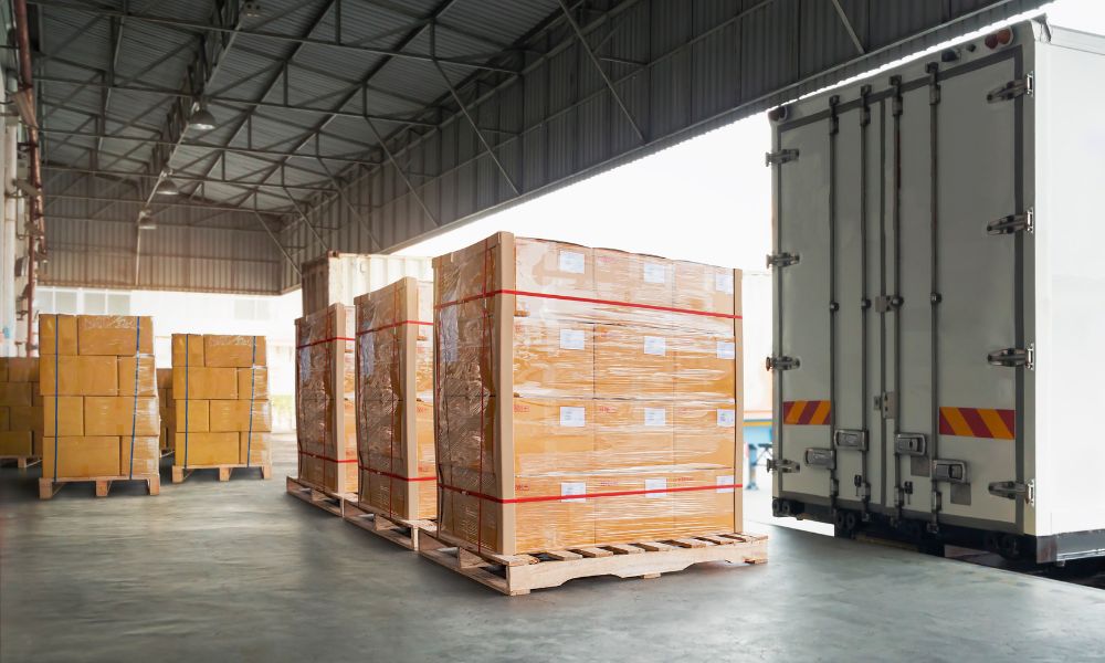 Top Warehouse Technology Trends for 2024 - Run Around Tech