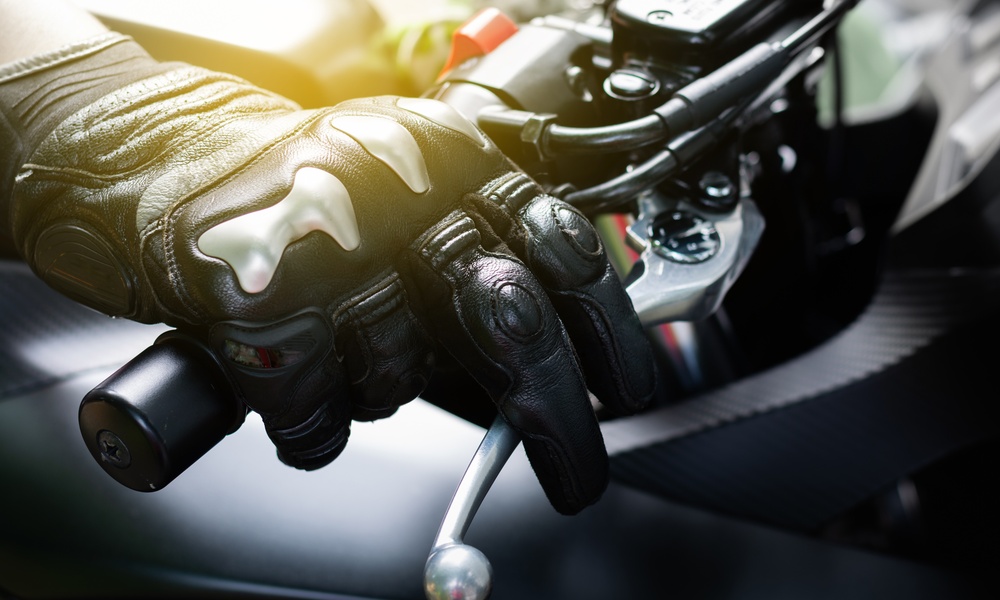 The Connection Between Motorcycle Spark Plugs and Throttle